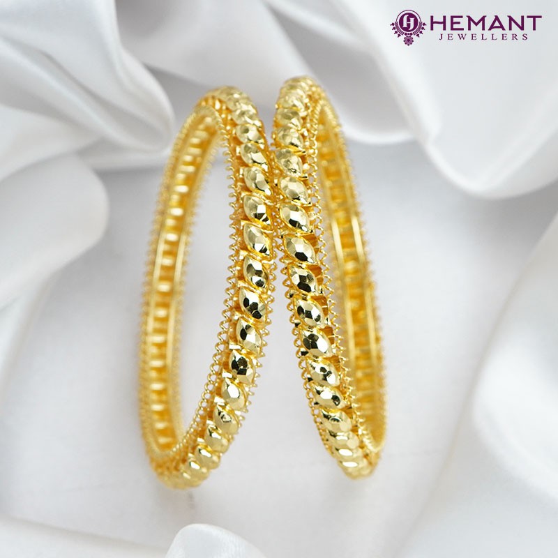 Traditional Maharashtrian Kolhapuri Micro Gold Plated Gahu Tode ...