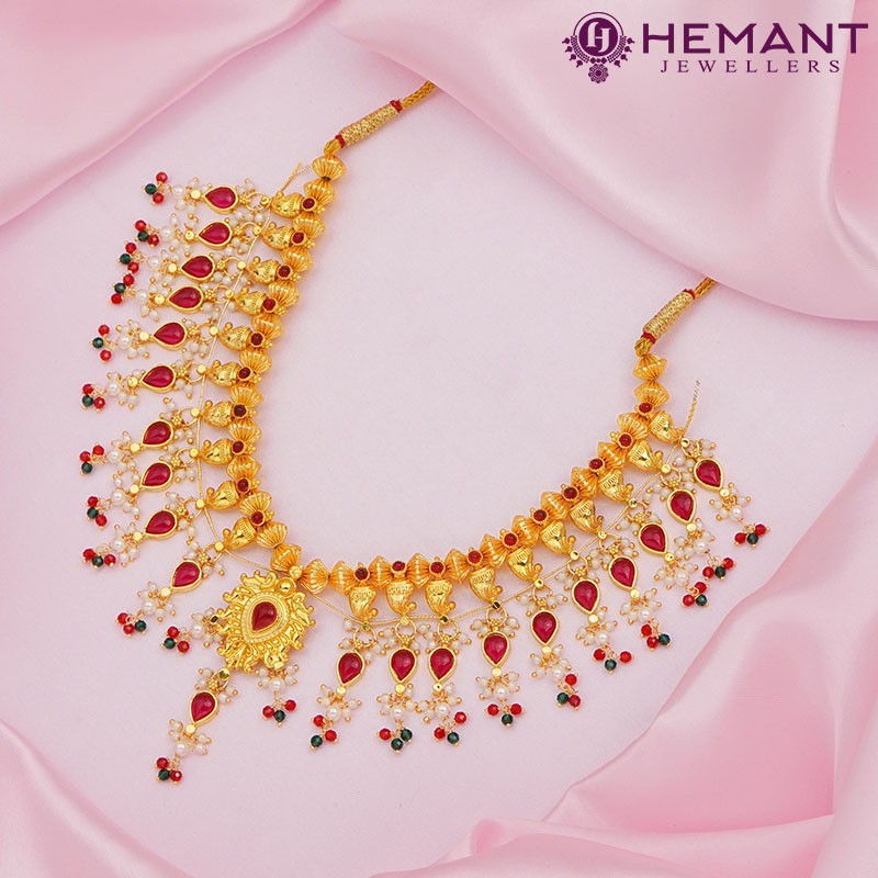 Traditional Maharashtrian Kolhapuri Saaj Jav Koyali Panadi – Hemant ...