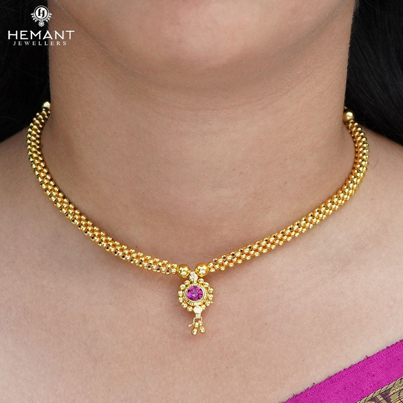Traditional Maharashtrian Kolhapuri Thushi 0 No. Saj 0 Hemant Jewellers